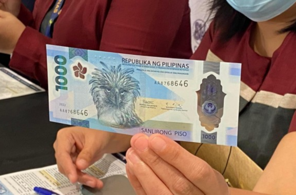 P1,000 polymer bill, wagi ng 'Banknote of the Year Award'