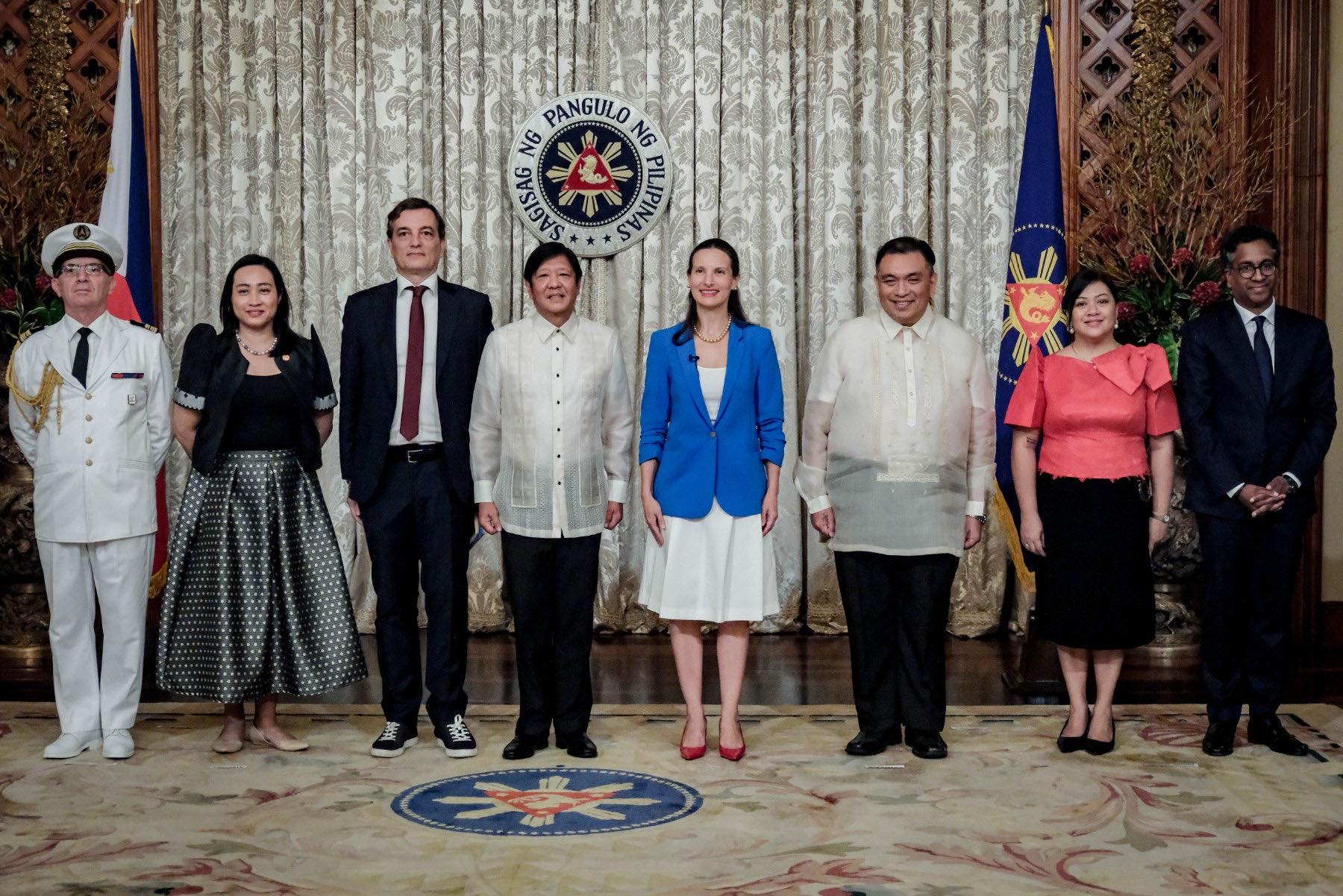 Bagong ambassadors ng Switzerland at France, nag-presenta ng ...