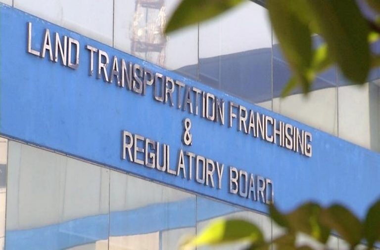 LTFRB, pinawi ang pangamba ng publiko kasunod ng biglaang pagpapalit ng ... LTFRB, pinawi ang pangamba ng publiko kasunod ng biglaang pagpapalit ng ...