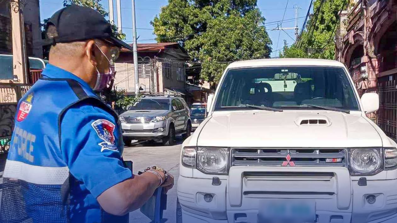MMDA, nagsagawa ng clearing operations laban sa mga iligal na ... MMDA, nagsagawa ng clearing operations laban sa mga iligal na ...