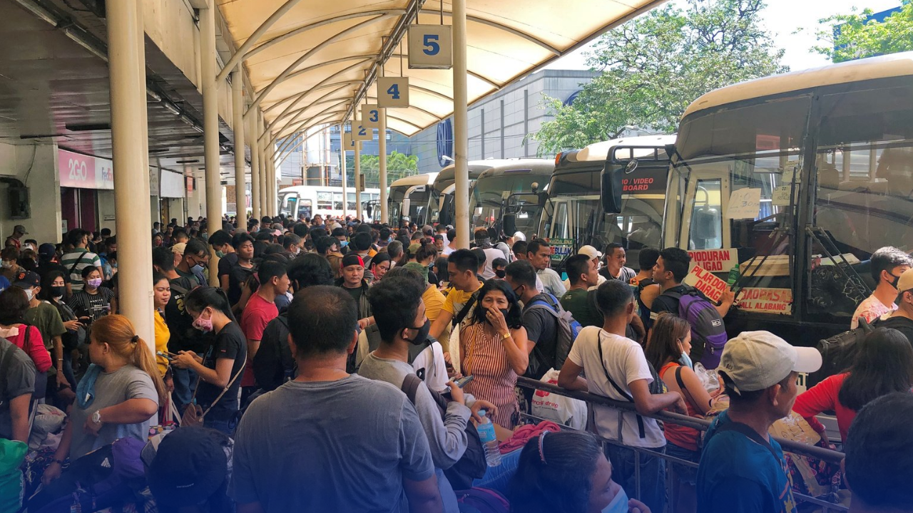 Transport terminals, puspusan na ang paghahanda para sa Holy Week Exodus